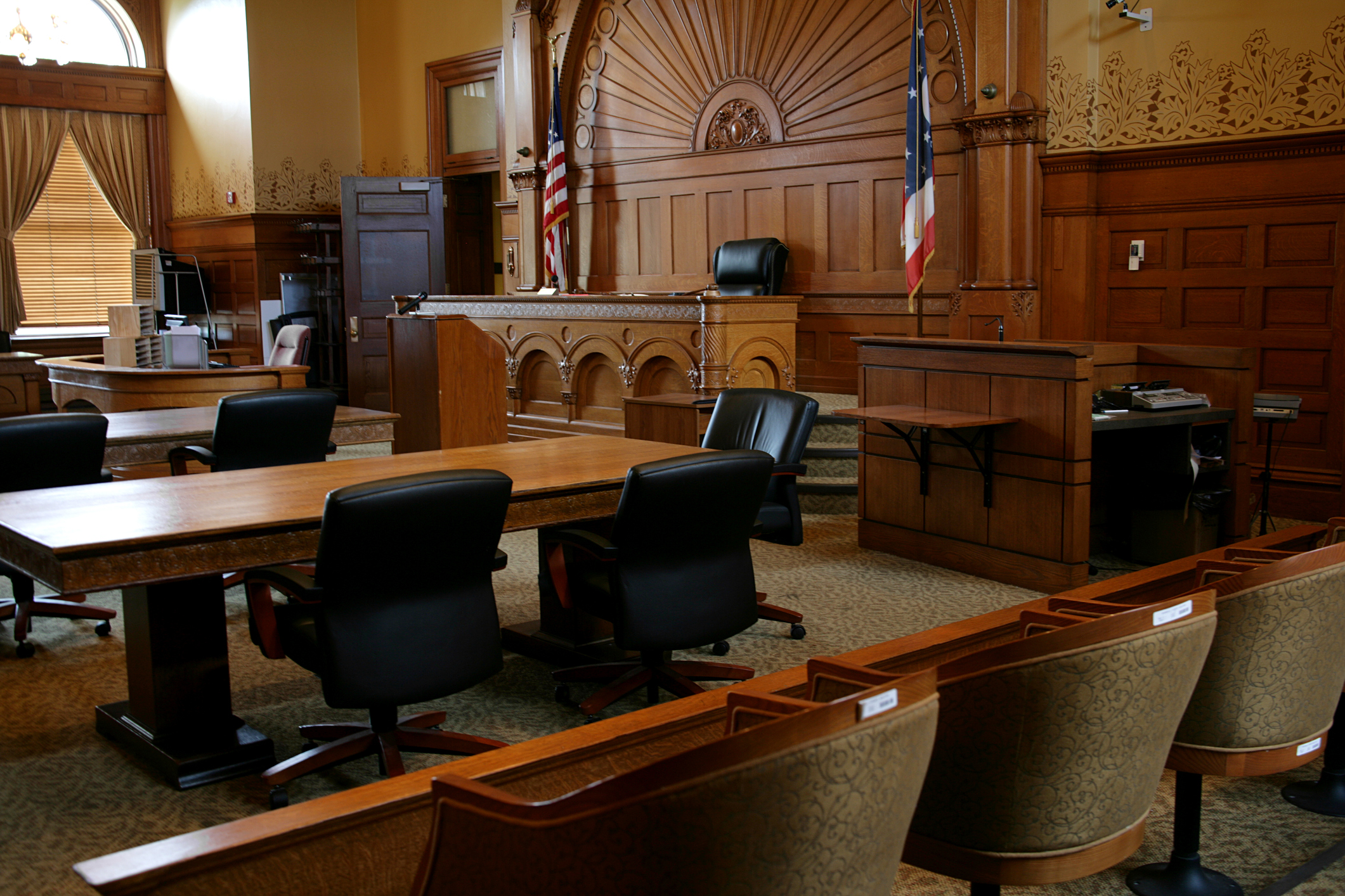 Inside the Courtroom: What Happens at Trial in a White-Collar Crime ...